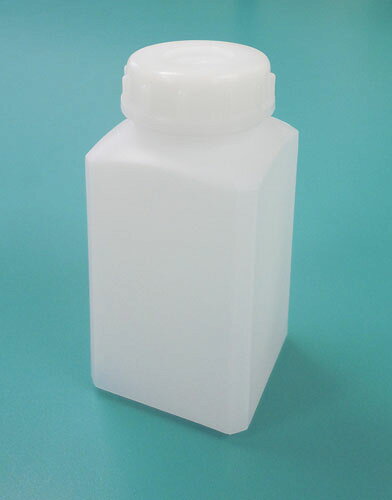 型番EA508AF-2 商品説明●容量…250ml●サイズ…55×55×128（H）mm●目盛間隔…50ml●フタ内径…30mm●材質…ポリエチレン●目盛付●中ブタ付●フタは、ねじ式●密閉性を重視していますので中栓を付けています。●正方形な...