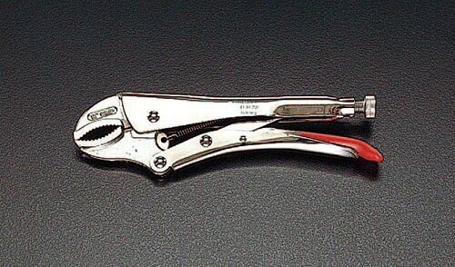型番EA533FC-12 商品説明●メーカー…KNIPEX（クニペックス）●型番…4104300●ワイヤーカッター付●全長(mm)…300●能力…丸：65mm、四角：30mm、六角：34mm●材質…ボディ：強力特殊鋼、アゴ：鍛造クロームバナ...