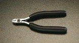型番EA535TE-3 商品説明●オーバル●全長…140mm●刃硬度…HRC63〜65●切断刃…レーザーフラッシュ●切断能力(銅線)…0.1〜1.0mm ★注意事項★商品画像に複数商品が載っており、番号やアルファベットが記載されている商品が...