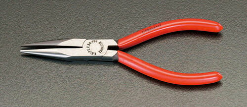 型番EA537L-1 商品説明●メーカー…KNIPEX（クニペックス）●型番…3021140●全長…140mm●ハンドル…プラスチックコーティング●仕上げ…磨き●先端幅×刃長…2.5×42mm ★注意事項★商品画像に複数商品が載っており、番...