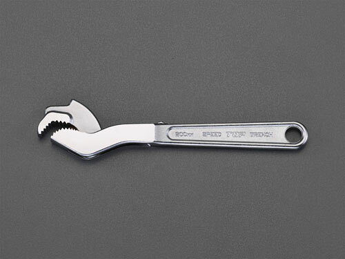 型番EA546JA-8 商品説明●メーカー…トップ工業（TOP）●型番…SW-200●全長…210mm●パイプ外径…9〜25mm●保証トルク…176.5N・m●重量…200g●くわえ部厚み…10mm●ハンドル厚み…6.5mm●あらゆる形状に...