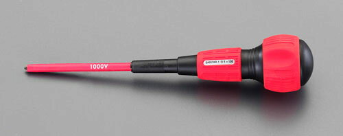 型番EA557AR-1 商品説明●先端…#1●軸長…100mm●耐電圧…1000V●安全性と耐久性向上のための2重絶縁被膜●早回しに便利なパワーグリップ仕様●ハンドルは手の平に収まる抜群のフィット感●押しながらトルクもよく伝わるグリップ形状...