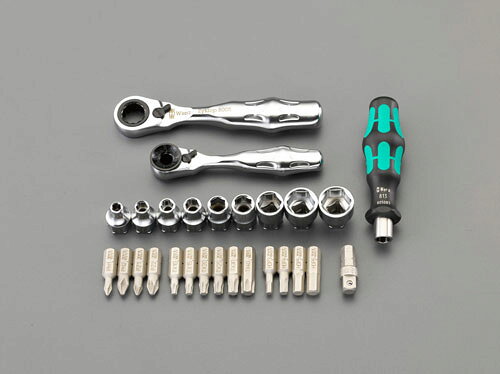 型番EA562WD 商品説明●ミニビットラチェットハンドル(六角対辺1/4”)…87mm●ミニソケットラチェットハンドル…107mm●ミニドライバーハンドル…78mm●(1/4”)ソケットアダプター●(1/4”)ソケット(6角)…4.0・5...