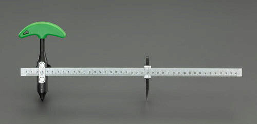 型番EA576AB-4A 商品説明●能力…φ40〜800mm●重量…880g●材質…スチール●プラスチック柄付●目盛付●調整可能なシングルカッタータイプ●用途…革、プラスチックなどのシール作りに ★注意事項★商品画像に複数商品が載っており、...