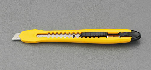 型番EA589BR-2A 商品説明●メーカー…オルファ（OLFA）●型番…188BSY●材質…本体：ABS樹脂(100％再生）　　　　　　刃：合金工具鋼●様式…オートロック式●サイズ…19×14.7×146.5(L)mm●刃幅…9mm●刃厚...