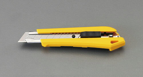 型番EA589BS-2 商品説明●メーカー…オルファ（OLFA）●●カッターナイフ本体と替刃の適合について…各カッターナイフに予め装着されている刃の刃幅と刃厚が替刃の刃幅と刃厚と同じで、且つ替刃の全長がカッターナイフ本体の全長を超えないもの...