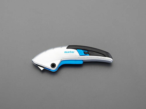 型番EA589CT-1 商品説明●セーフティーロック機能付 ロックがかかっているとハンドルが動きません。　 ロックが解除されていても、ハンドルを握らないと刃は出てきません。　対象物から離れると、自動で刃が収納されます。●刃は四角の両刃になっ...