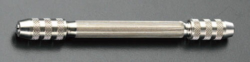 型番EA589RN 商品説明●チャック能力…0〜1.5mm、1.9〜3.0mm●全長…115mm●2チャックタイプ●材質…ハンドル：真鍮、チャック：スチール ★注意事項★商品画像に複数商品が載っており、番号やアルファベットが記載されている商...