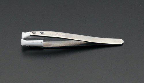 型番EA595AP-28 商品説明●先端幅…10.0mm●全長…103mm●耐熱温度…240℃●先端…直・平●材質…チップ：デルリン500(アセタール樹脂)、ハンドル：ステンレス(SUS304) ★注意事項★商品画像に複数商品が載っており、...