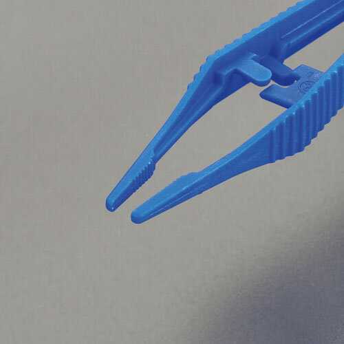 型番EA595EF 商品説明●メーカー…KNIPEX（クニペックス）●型番…926984●先端…直・平●全長…130mm●耐熱…130℃●先端開き幅…約16mm●先端幅…約3.5mm●ストッパー付●先端ギザ付 ★注意事項★商品画像に複数商品...