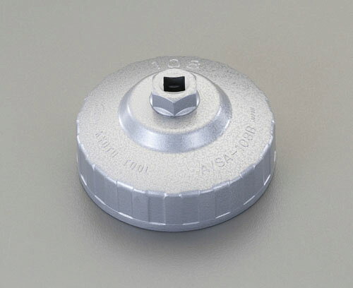 型番EA604AW-101 商品説明●差込角…1/2”●六角対辺…27mm●外径…117mm●内径…100.5mm●高さ（H）…64mm●形状…15角●重量…550g●2〜4tクラスのトラック、バス等のエンジンオイルフィルターカートリッジの...