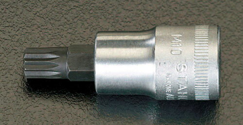 型番EA611DG-5 商品説明●差込角…1/2”●サイズ…M5全長(L1；mm)：60軸長(L2；mm)：22ソケット部外径(d；mm)：22.7先端対角寸法(mm)：4.8●重量(g)…67●トライスクエア(三重四角・XZN)スクリュー...