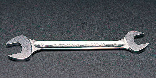 型番EA615KA-32 商品説明●サイズ(mm)…24×27●全長(mm)…280●厚さ(mm)…8.3x8.3●重量(g)…299●材質…クロム合金鋼●軽さと剛性感を両立するI型ボディーのスパナ。 ★注意事項★商品画像に複数商品が載って...