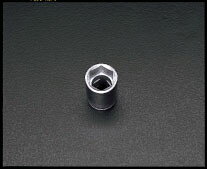 型番EA617XD-6 商品説明●差込角…1/4”●対辺…5/16”●全長(L;mm)…23●ソケット部外径(d1；mm)…11.6●差込部外径(d2；mm)…11.6●ソケット奥内径(d3；mm)…7●ボルト接触部内面奥行き(t1；mm)...
