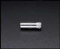 型番EA617YE-112 商品説明●差込角…3/8”●対辺(インチ)…7/8●全長(L;mm)…65●ソケット部外径(d1；mm)…28.7●差込部外径(d2；mm)…26.5●ソケット奥内径(d3；mm)…21●ボルト接触部内面奥行き(...