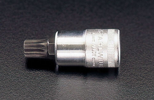 型番EA617YP-10 商品説明●差込角…3/8”●サイズ…M10●全長(L1；mm)…52●軸長(L2；mm)…20●ソケット部外径(d；mm)…17.8●先端径(mm)…9.6●重量(g)…63 ★注意事項★商品画像に複数商品が載って...