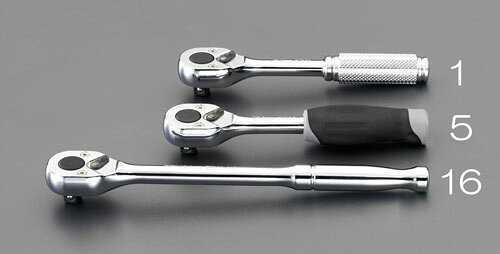型番EA618AA-1 商品説明●差込角…1/4”●全長…110mm●送り角…18°●左右切替式 ★注意事項★商品画像に複数商品が載っており、番号やアルファベットが記載されている商品がございます。その場合は、「商品番号の末尾」に記載されてい...