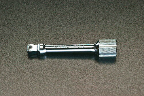 型番EA618CB-250 商品説明●差込角…1/2”●全長…250mm●±15°まで角度をつけることができます。●底まで押し込むと固定され、通常のエクステンションバーとしてもお使い頂けます。 ★注意事項★商品画像に複数商品が載っており、番...
