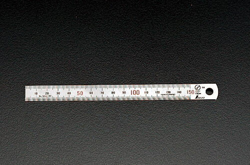 型番EA720YD-3 商品説明●メーカー…シンワ測定●型番…13536●最小目盛…0.5mm●材質…ステンレス製●JIS規格品●目盛×幅×厚み…600×30×1.2mm●仕様…マグネット付 ★注意事項★商品画像に複数商品が載っており、番号...