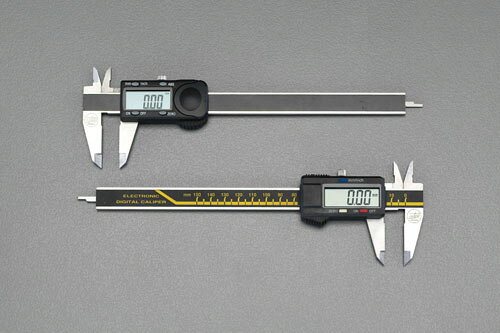 型番EA725BF-2 商品説明●左手用●測定範囲…0〜150mm(0〜6”)●最小目盛…0.01mm(0.0005”)●精度…DIN862●測定単位…ミリ、インチ相当●ジョウの長さ…40mm●使用環境温度…5〜40℃●機能…ゼロリセット、...