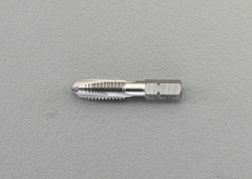 型番EA829CA-5 商品説明●電気ドリルと使用できます。●タップサイズ…M5×0.8●全長…36mm●六角対辺…1/4”（6.35mm）●材質…HSS●重量…5g ★注意事項★商品画像に複数商品が載っており、番号やアルファベットが記載さ...