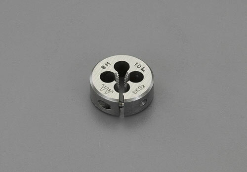 型番EA829MW-3 商品説明●材質…SKS_2●ダイス外径…25mm●呼び…M3×0.5●●材質：SKS2(JIS)とは、合金工具鋼を意味し、炭素工具鋼にクロム、タングステン、モリブデン等金属成分を添加し、焼入れ硬さ、じん性、耐摩耗性を...