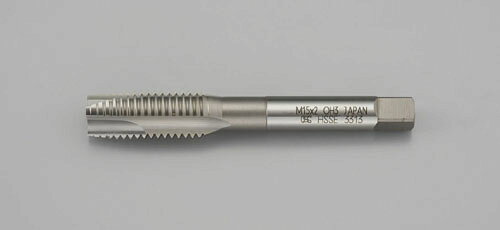型番EA829PC-10 商品説明●材質…高バナジウムハイス(HSSE)●食付…5P●溝数…3●呼び…M10×1.5●全長…75mm●シャンク径…7mm●用途…一般用●炭素鋼、合金鋼及び非鉄金属の切り屑がコイル状に連続する被削材に適していま...
