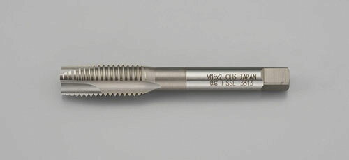 型番EA829PC-5B 商品説明●材質…高バナジウムハイス(HSSE)●食付…5P●溝数…3●呼び…M5×0.8●全長…60mm●シャンク径…5.5mm●用途…一般用●炭素鋼、合金鋼及び非鉄金属の切り屑がコイル状に連続する被削材に適してい...