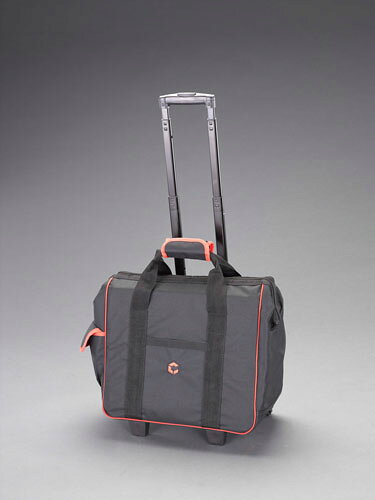 型番EA925HE-8 商品説明●サイズ…420(W)×250(D)×400(H)mm●容量…26L●重量…2.6kg●材質…ポリエステル(600デニール)●★バッグの持ち手部分はマジックテープ付で、束ねることができます。 ★注意事項★商品...
