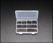型番EA949DA 商品説明●＜セット内容＞…適合軸径（入数）：7mm(100)9mm(100)11mm(50)13mm(50)15mm(50)16mm(30)18mm(30)20mm(30)●材質…バネ鋼●ケースサイズ…207×145×4...