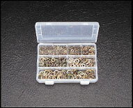 型番EA949WS 商品説明●＜セット内容＞呼(入数)/内径×外径×厚み(mm)：M3(500)/3.1×5.9×0.7M4(200)/4.1×7.6×1.0M5(150)/5.1×9.2×1.3M6(100)/6.1×12.2×1.5M8...