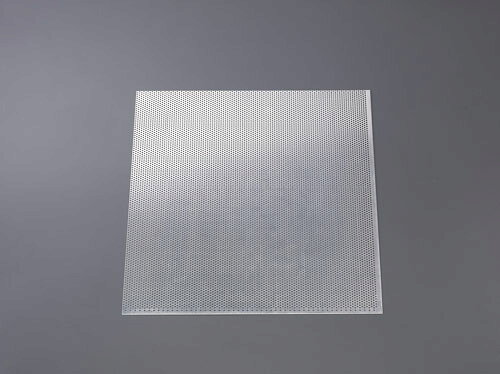 型番EA952B-331 商品説明●材質…アルミ鋼板●サイズ(mm)…500×500●穴径…3mm●ピッチ…5mm●厚み(mm)…2.0 ★注意事項★商品画像に複数商品が載っており、番号やアルファベットが記載されている商品がございます。その...