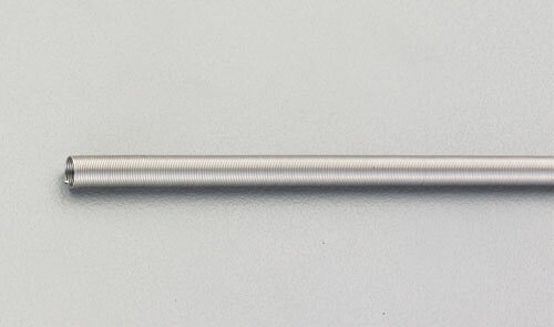 型番EA952SC-101 商品説明●材質…ステンレス（SUS304）●長さ…1m●外径…10mm●線径…0.6mm●許容荷重…0.35kgf●重量…112.7g●サビに強いステンレス製です。 ★注意事項★商品画像に複数商品が載っており、番...