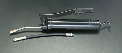 型番EA991CJ 商品説明●容量…500ml●ノズル長…175mm●吐出量(cm3/ストローク)…1.6●グリースホース…320mm●筒長…310mm●適用グリース…カートリッジグリース手詰めグリース●NLGI-1〜2●EA991C-9、...