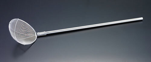 型番EA992C-32 商品説明●ざる径…280×250mm●材質…ステンレス(18-8)●目開…1.4mm●メッシュ…14●線径…0.37mm●取手長さ…1000mm ★注意事項★商品画像に複数商品が載っており、番号やアルファベットが記載...
