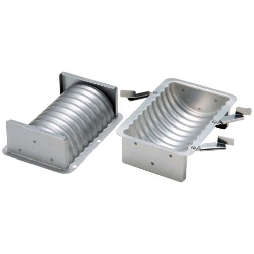 商品情報商品名：パン焼合わせウェーブ 小 #2387商品番号：aa1-1113480JANコード：4904940023876サイズ：幅100×奥行148×高さ90（mm）重量：286g容量：550ml材質：スチールアルミメッキ　止め具：ステ...