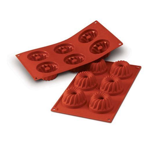商品情報商品コード：aa1-0558420商品名：シリコマート シリコンフレックス クグロフ(6ヶ取)SF058寸法：幅300mm×奥行175mm×出来上がり寸法：70×H36お届け数(合計)：1[特記事項]耐熱温度：-60℃~230℃材質...