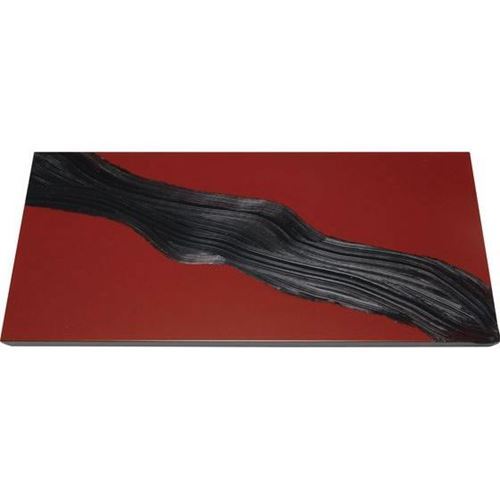 商品情報商品名：漆黒刷毛目 朱 長角トレー 黒漆流水 500×250×12mmメーカー型番：1025970JANコード：4548170246867入り数：1サイズ(外寸mm)：500×250×12サイズ(内寸mm)：-重量：1900g材質：...