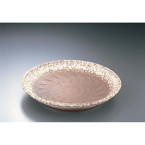 ■商品説明■商品名：手造赤土白吹12.0大皿 平 B03-20メーカー品番：9-1661-0201お届け数：1JANコード：4560342473963メーカー品番：B03-20特記事項：●和食バイキングにピッタリの和陶器の大皿です。●瀬戸焼...