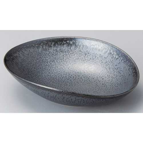 ■商品説明■商品名：フリュu18cmボウル(RBK)メーカー品番：450-039お届け数：1サイズ(cm)：17.5×14.5×4.5素材：磁器【配送料について】【ご注意】画面上の色はブラウザやご使用のパソコンの設定により実物と異なる場合が...