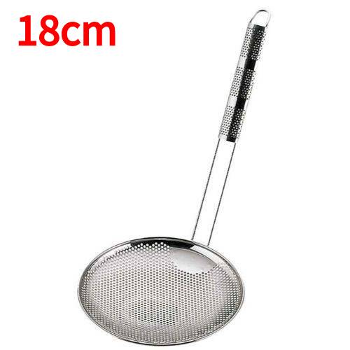 商品情報商品名：UK 18-8 パンチング そば揚 縦型 18cmメーカー型番：4349300JANコード：4520785082252入り数：1サイズ：18cm　外寸：φ180,柄：360内寸：パンチング穴径：3重量/容量： 材質：18-8...