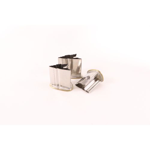 商品情報商品名：たかもりの厚口野菜抜 3PC 鶴メーカー品番：074001JANコード：4949362074013規格:3PC材質:18-8ステンレス　渕:真鍮巻き生産地:日本商品特徴たかもりの厚口野菜抜渕：真鍮巻きたかもりブランド※力を入...