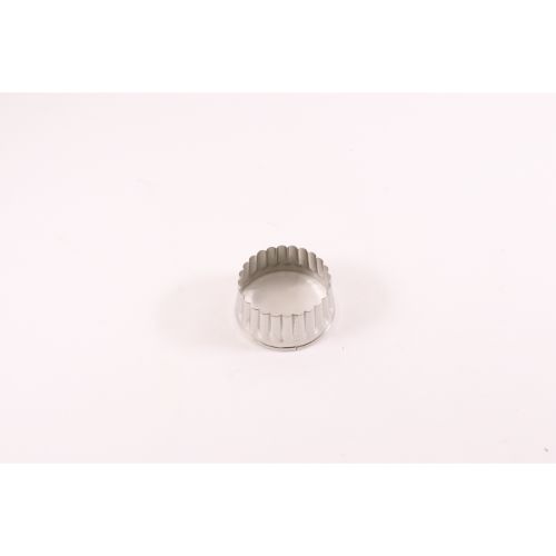 商品情報商品名：たかもりの18-8パテ抜 菊 No.10 80mmメーカー品番：082045JANコード：4949362863969規格:No.10内径×高さmm:φ80×H45材質:18-8ステンレス生産地:燕三条商品特徴クッキー抜きに配...