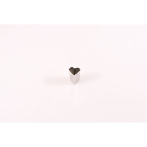 商品情報商品名：たかもりの18-8パテ抜 ハート No.2メーカー品番：082061JANコード：4949362863808規格:No. 2A×B×高さmm: 31× 32×H45材質:18-8ステンレス生産地:燕三条商品特徴クッキー抜きに...