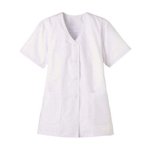 商品情報商品名：女性用調理衣半袖ホワイトメーカー：サーヴォお届け数：1品番：FA-332カラー：ホワイト素材名：ポプリン ポリエステル 65％ 綿 35％特記事項格式あるショールカラーの一着から、小振りなテーラーカラー、ノーカラーまで、和を...