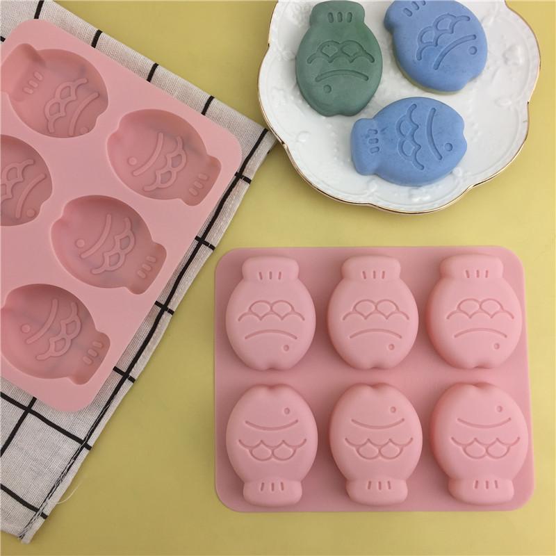 ["・カテゴリ: ケーキ型","・形状: 不規則","・素材: シリコン","・用途: ベーキングツール","・スタイル: 不規則",&qu...