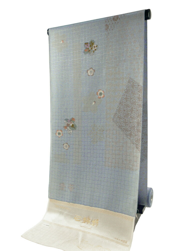 商品情報 新品 高級ちりめん正絹の小紋反物です ★別途お仕立て承ります★ ・単衣ハイテク仕立て（付属品の正絹衿裏・正絹背伏せ含む） 　税別 16,800円です ・袷ハイテク仕立て（付属品の正絹八掛・正絹胴裏含む） 　税別 26,000円です...