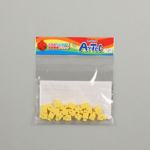 ArtecブロックArtecブロック商品サイズ(単位mm):ブロック ミニ四角:W10×H10×D10mm セット内容:ブロック　ミニ四角×20pcs 重量(g):16g 材質:ブロック:ABS 包装サイズ:150x138x15mm【注意事...