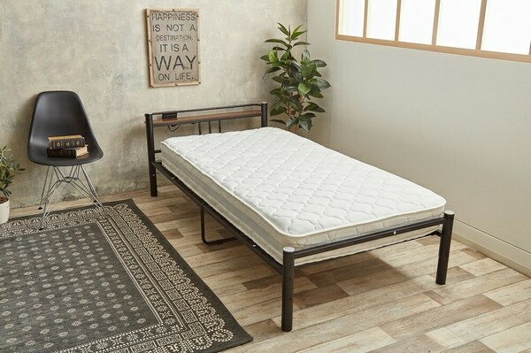■商品紹介快眠ベッド マットレス。ポケットコイルマットレスは1つ1つのコイルが“点で体を支える”ので、しなやかな寝心地を体感できます。身体のラインにフィットし、マットレスにかかる“耐圧を分散”しますので“横揺れが少ない”のが特徴のベッド マ...