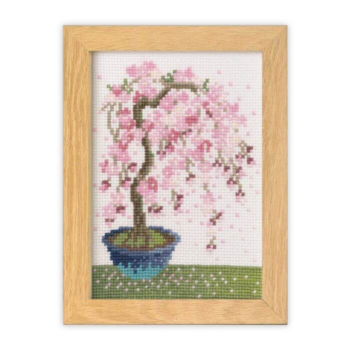 12ヶ月のBONSAI 3月 枝垂れ桜 商品詳細 クロス・ステッチキット「12ヵ月シリーズ」に新シリーズが登場！ 『12ヵ月のBONSAI』は1月から12月までそれぞれ季節に合わせた樹木の「盆栽」をテーマとしたシリーズです 壁掛け・スタンド...